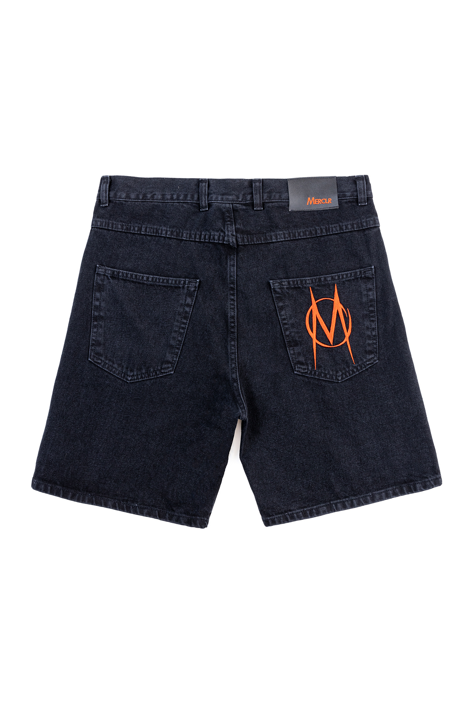 Streetwear, Skate and Sneaker- Online Shop