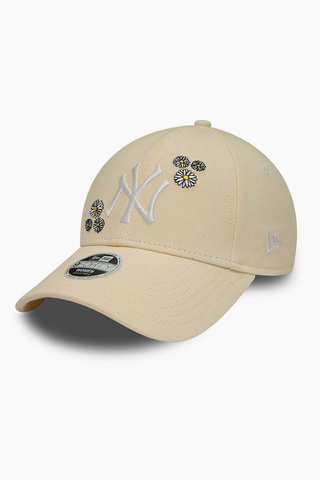 New Era New York Yankees 9Forty Womens Cap 60298624 Beige