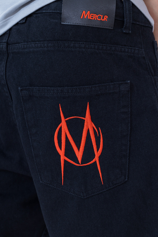 Mercur Monument Shorts Black